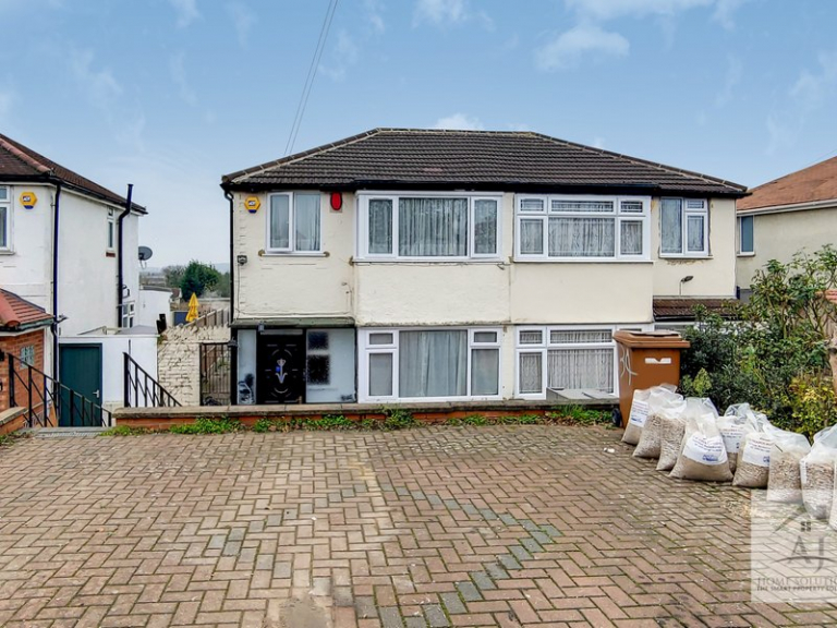 AJ Home Solutions – Buying, Selling & Renting properties in Rayners ...